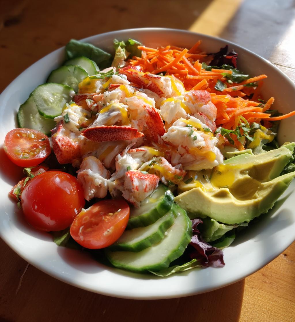 Red Lobster Salad: 15 Minutes to Seafood Bliss – Vihaad Recipes